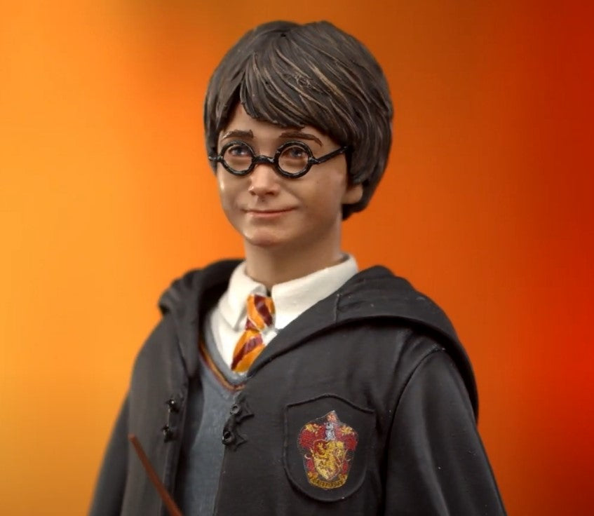 Statua di Harry Potter – Il Negozio delle Necessità